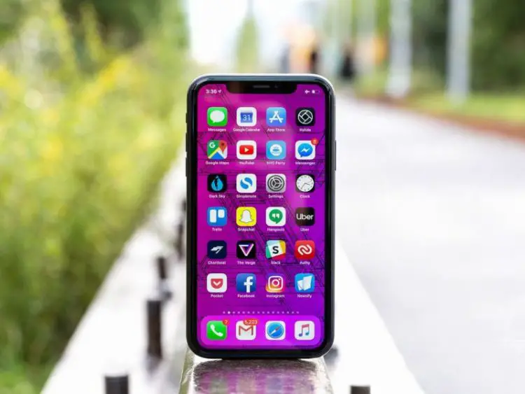 12 Best Cell Phones Without Internet: BACK to BASICS!