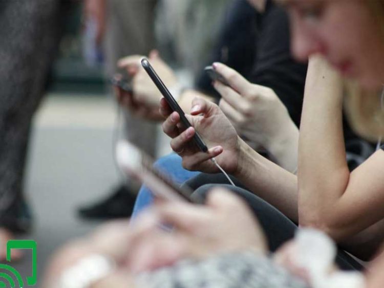 12 Best Cell Phones Without Internet: BACK to BASICS!